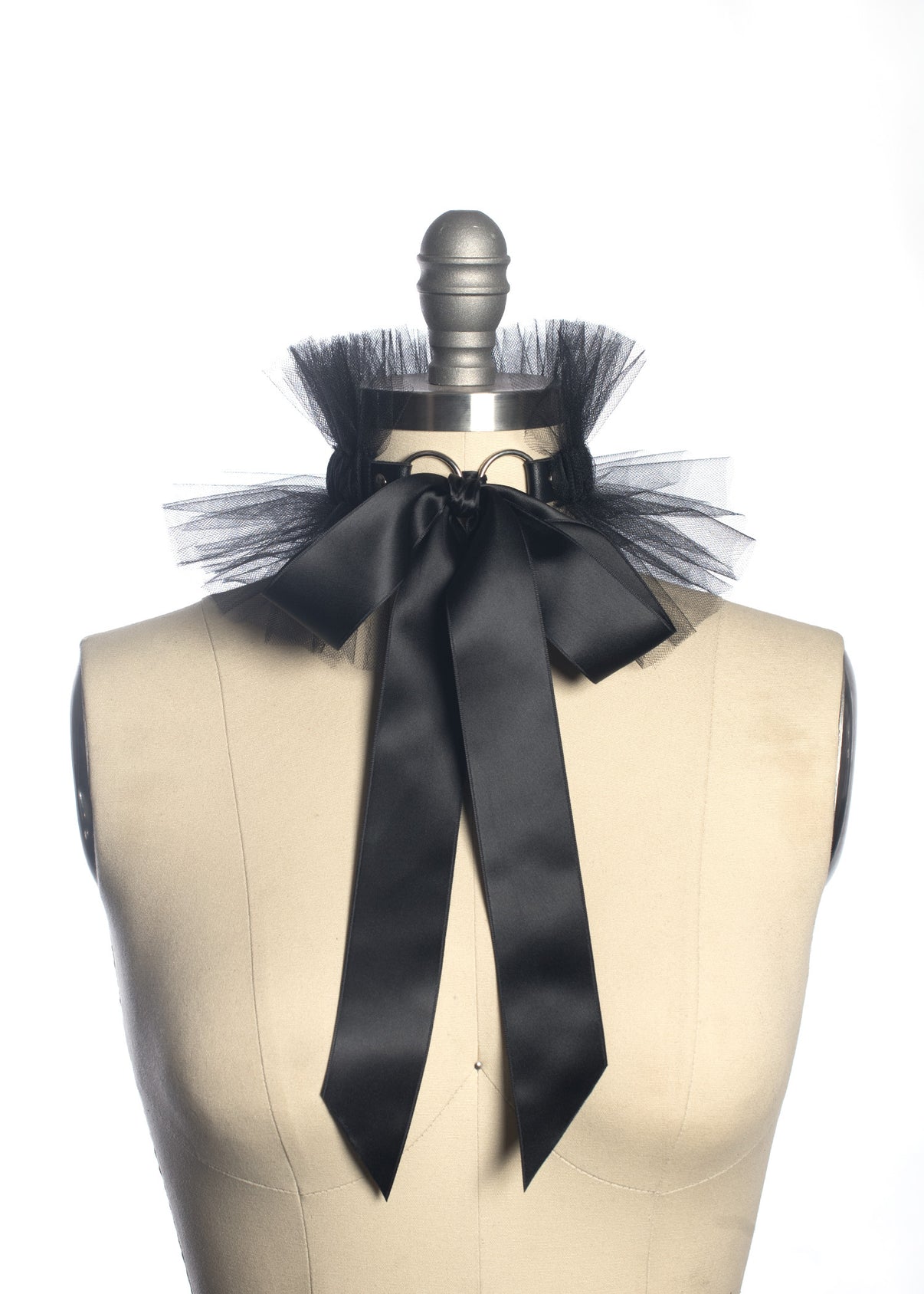 Apatico - Rococo Ruffle Choker Collar - Black Tulle - Gothic Doll